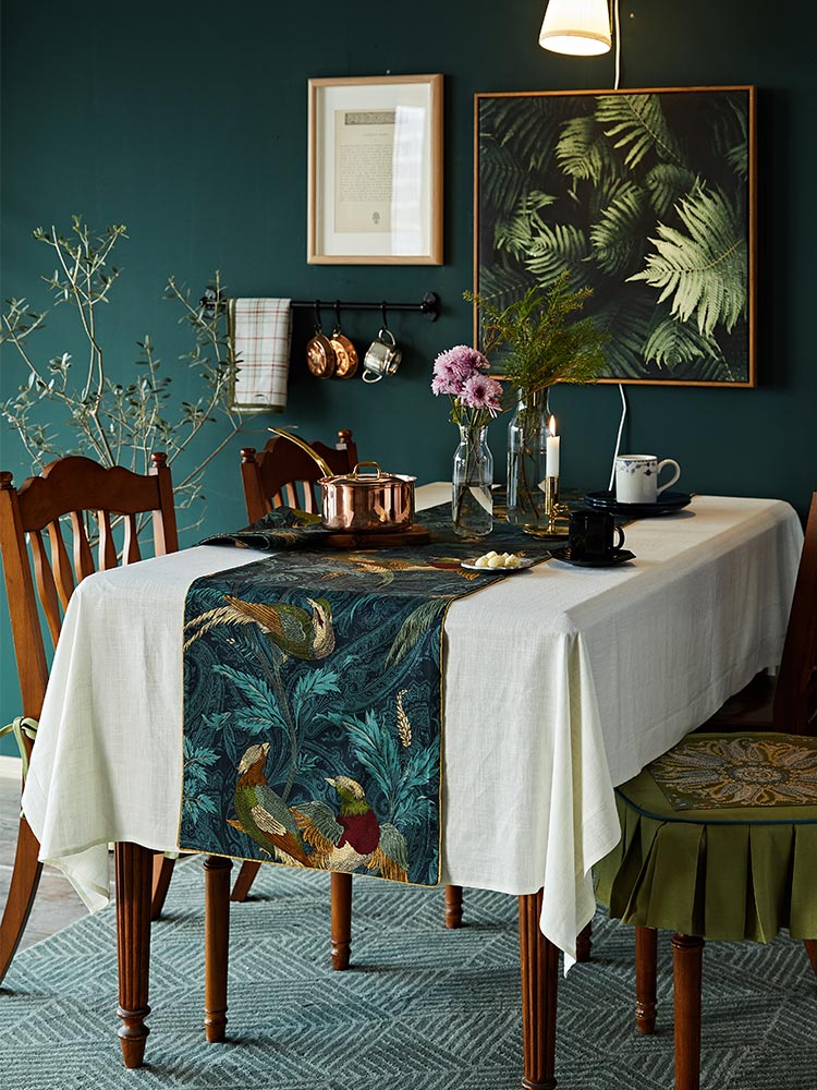 Nightingale Table Runner – NabisFabric